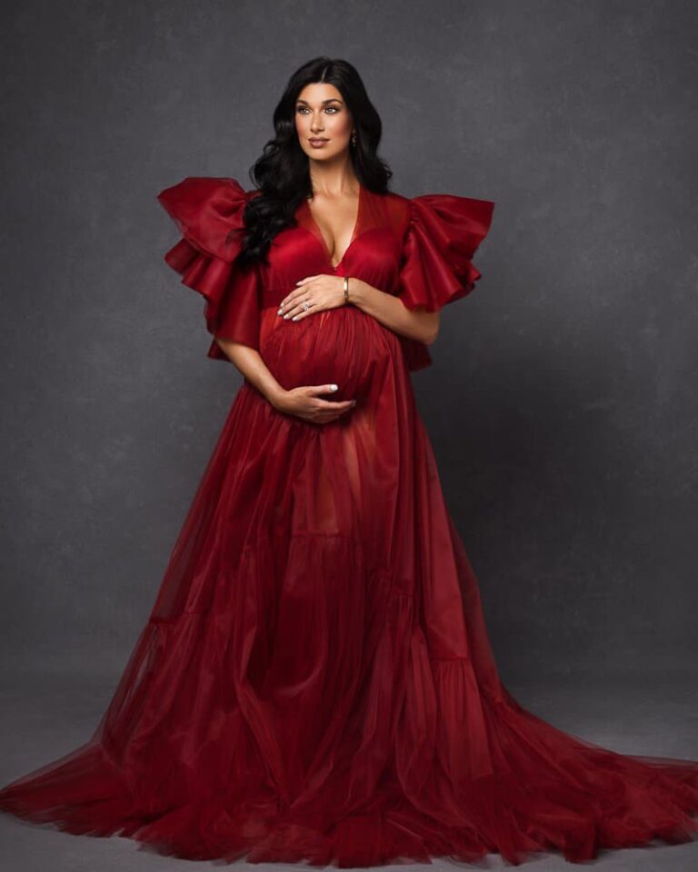 34 Creative Maternity Photo Shoot Ideas